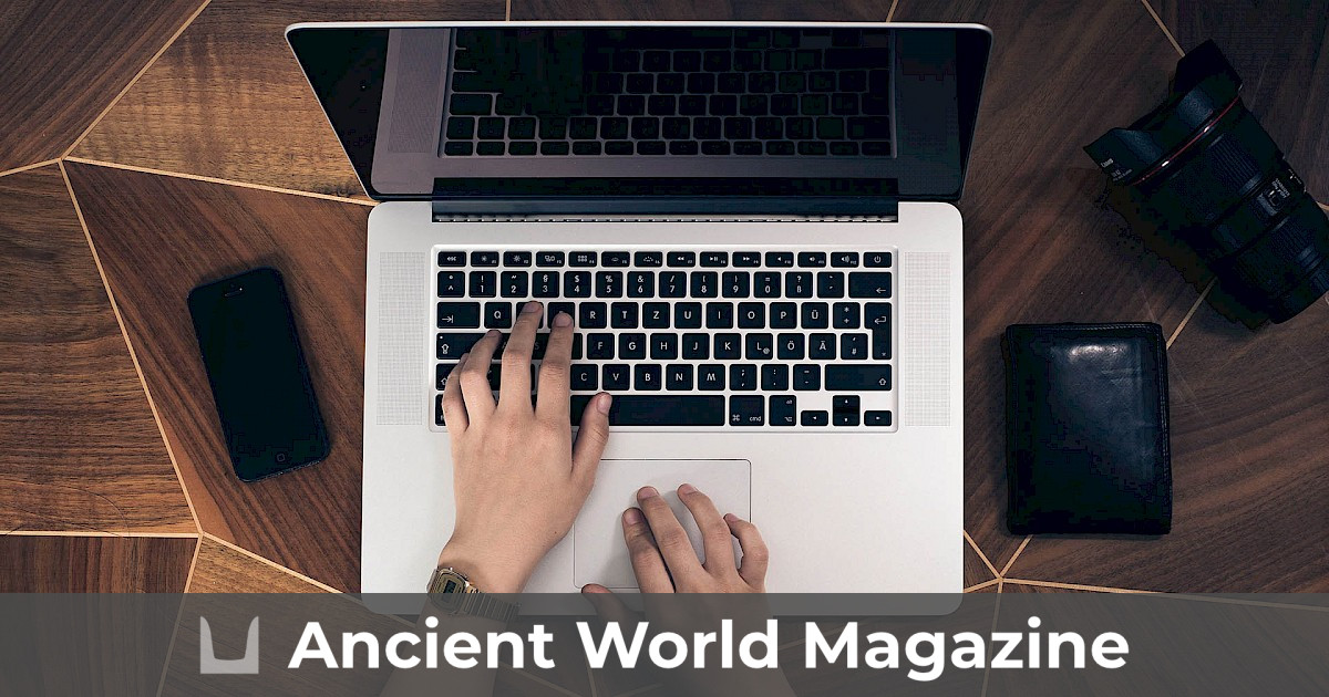 Communities and computers - Archaeology on the web - Ancient World Magazine